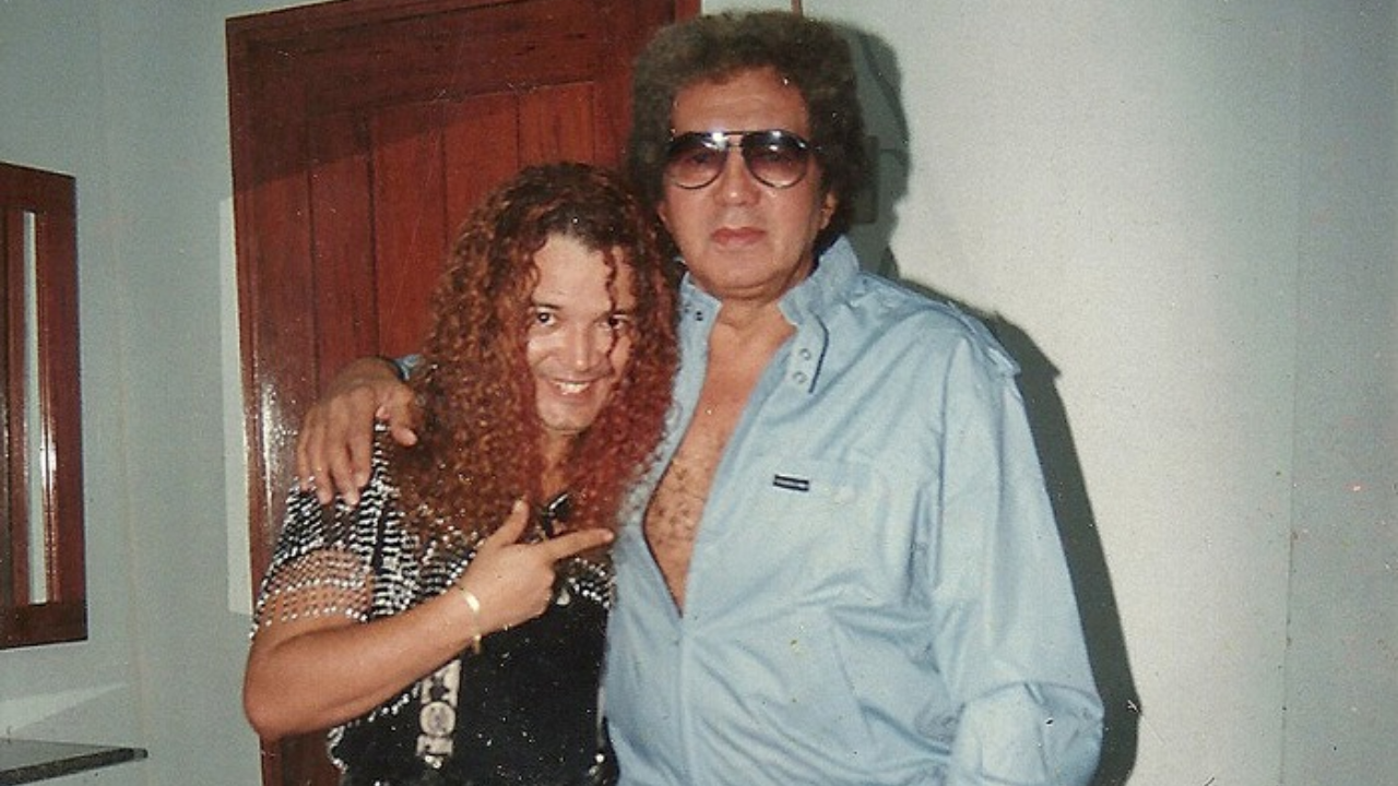 Com show gratuito Wanderley Andrade interpreta grandes sucessos de ...